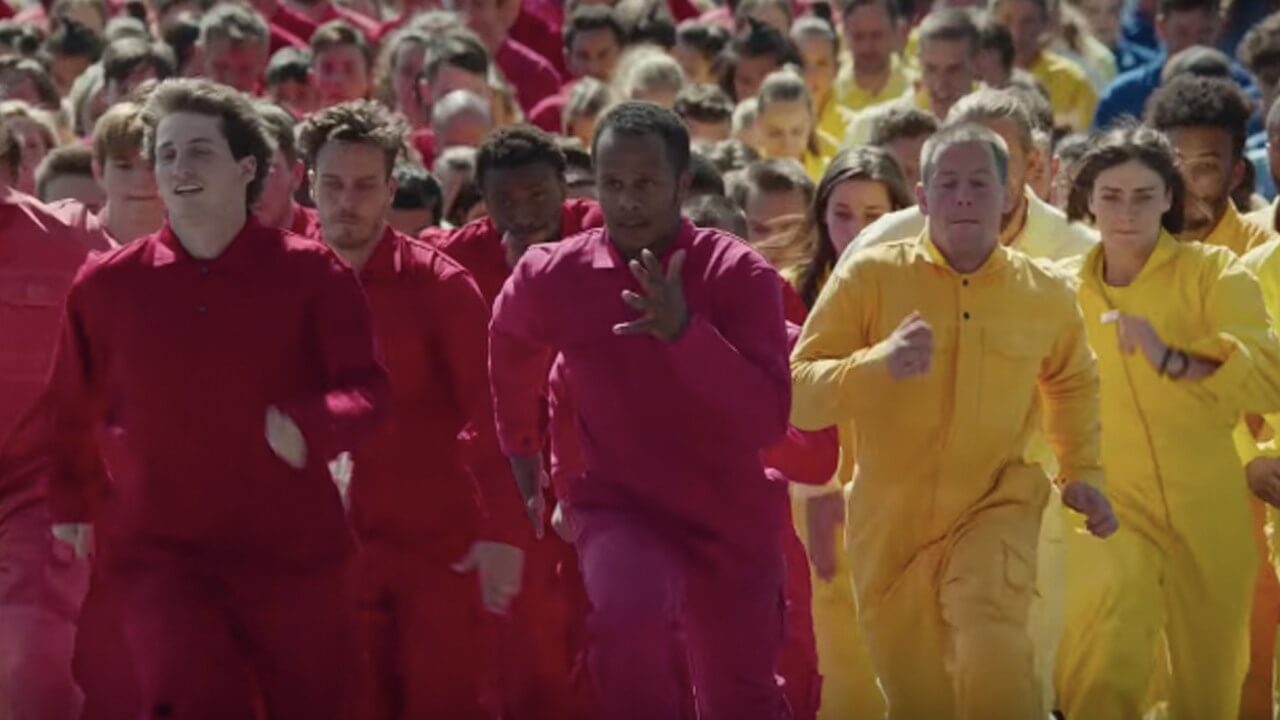 “Color Flood”, la nueva campaña de Apple para el iPhone XR